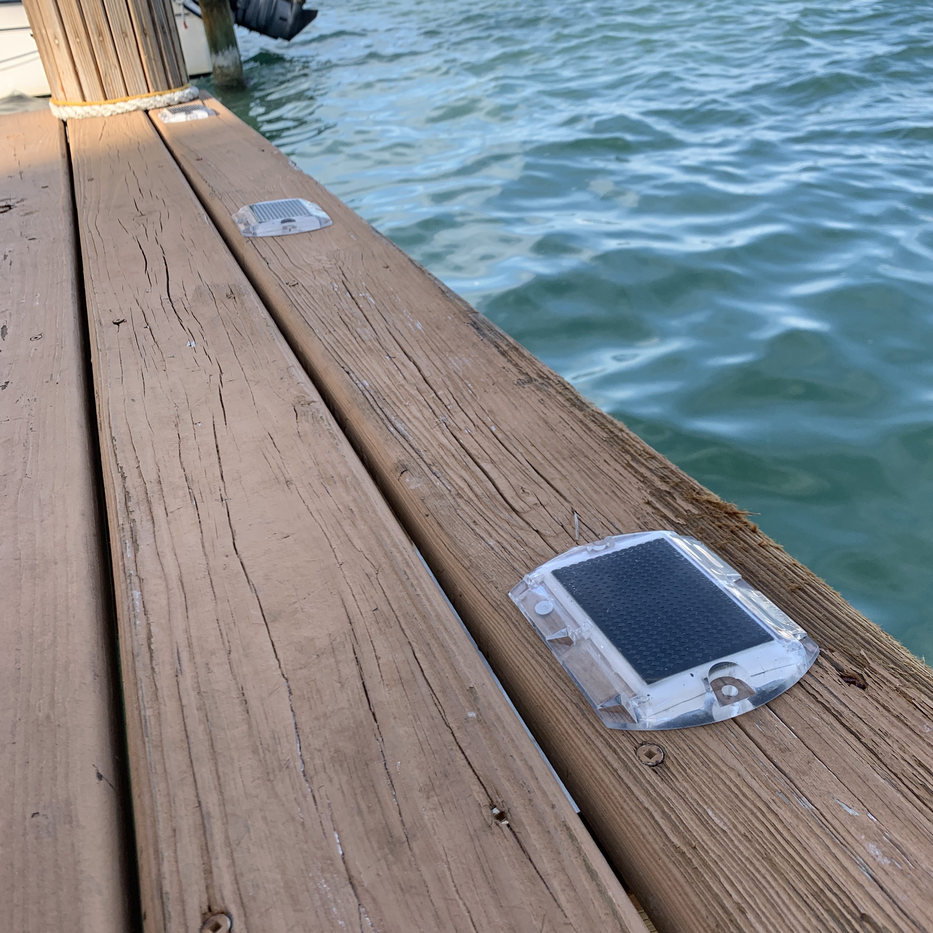 Dock Blocks - Underwater Fish Light